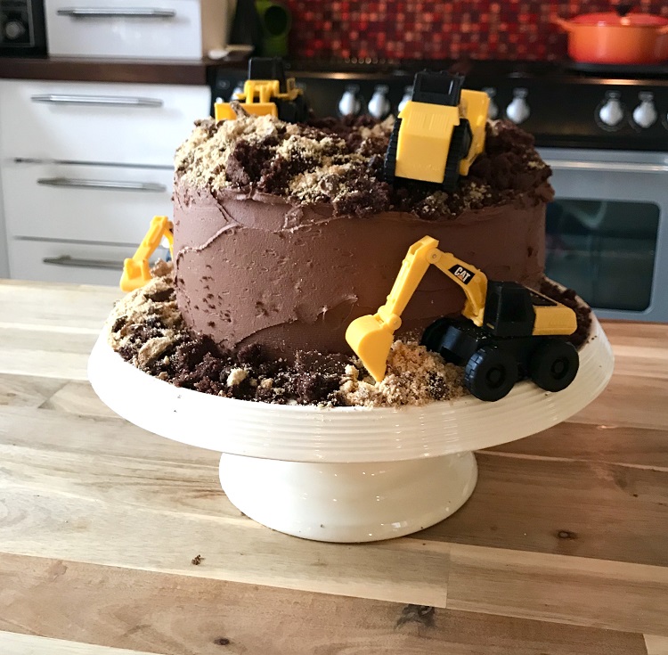 The Digger Birthday Cake - The Weegie Kitchen